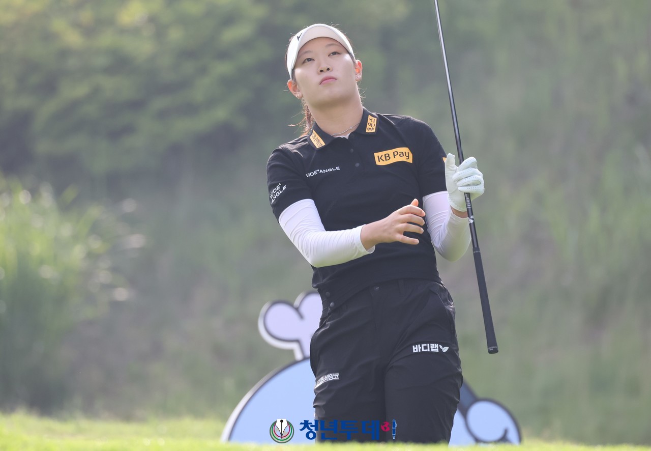 [골프] KB국민은행 방신실,KLPGA ‘Sh수협은행 여자오픈’ 둘쨋날 티샷