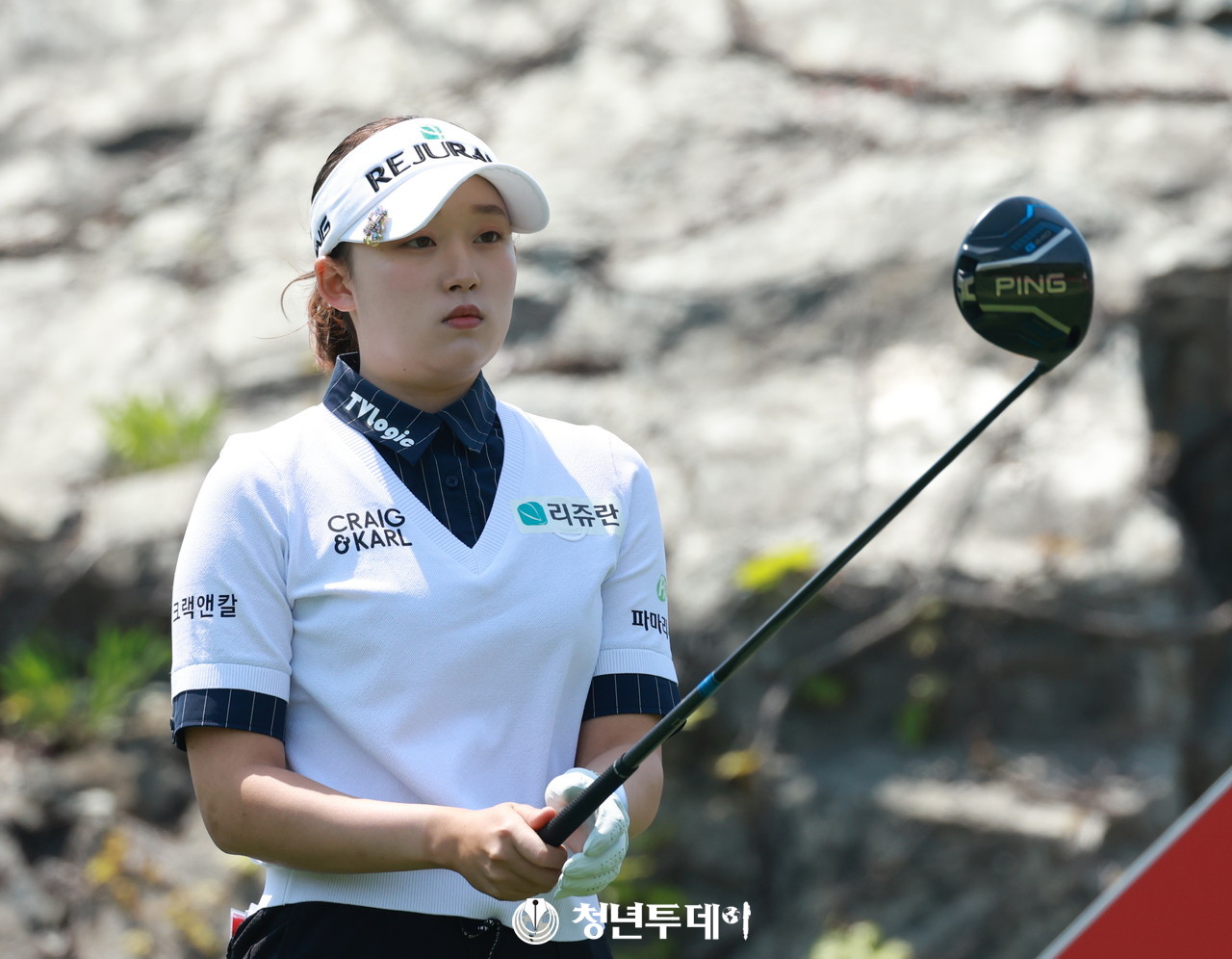 방향 살피는 마서영, KLPGA'덕신EPC 챔피언십'티샷